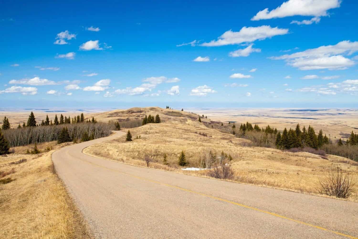 Saskatchewan Tourist Attractions: 11 Amazing Places To Explore - Canada ...