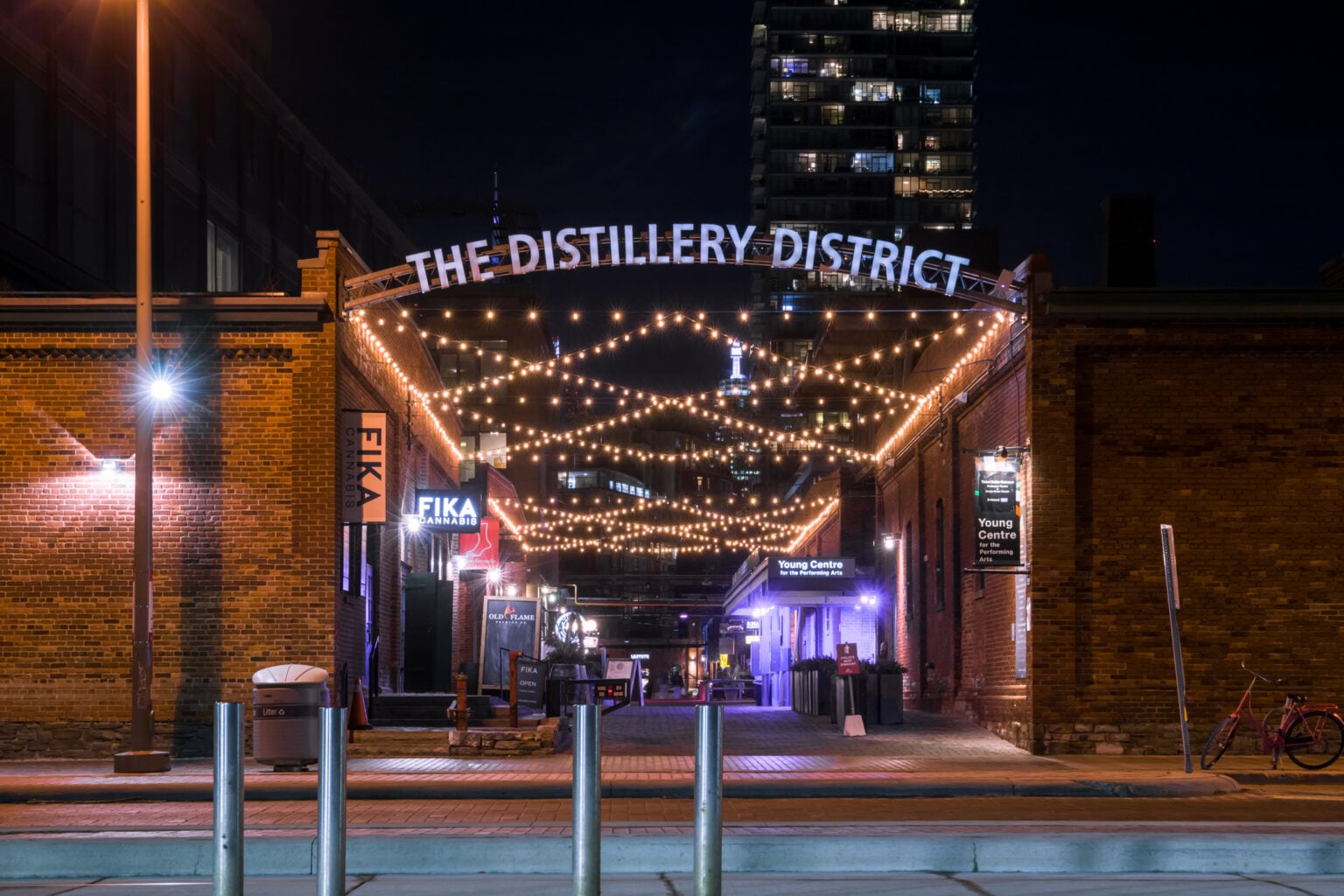Where To Go In Toronto At Night So You Don T Miss The Fun Canada Hustle