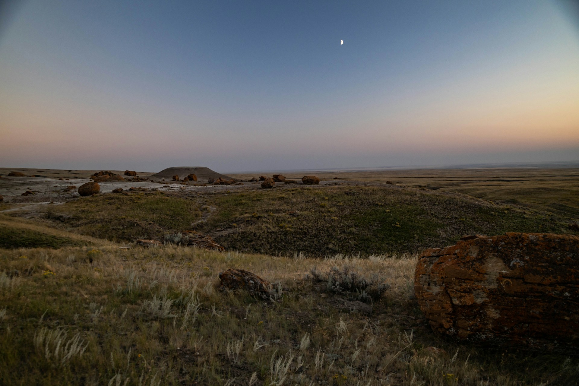 Exploring Canada’s Surprising Deserts: Nature’s Hidden Gems - Canada Hustle